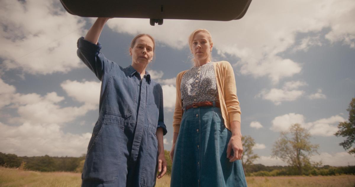 Review: Portraits of Dangerous Women – FilmCarnage.com