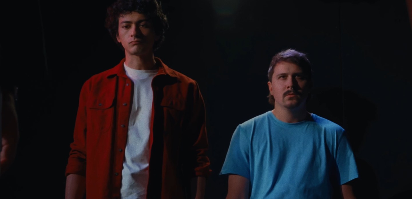 Review: A Tight Squeeze – FilmCarnage.com